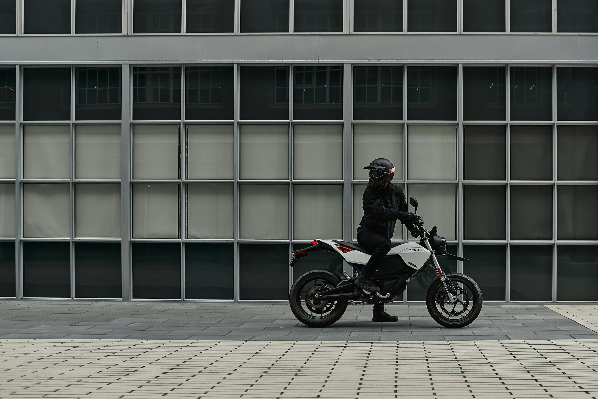 Zero Motorcycles x REV'IT!